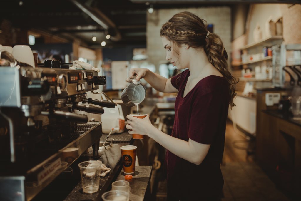 The Seven Hiring Habits of Highly Effective Restaurant Owners | Modern ...