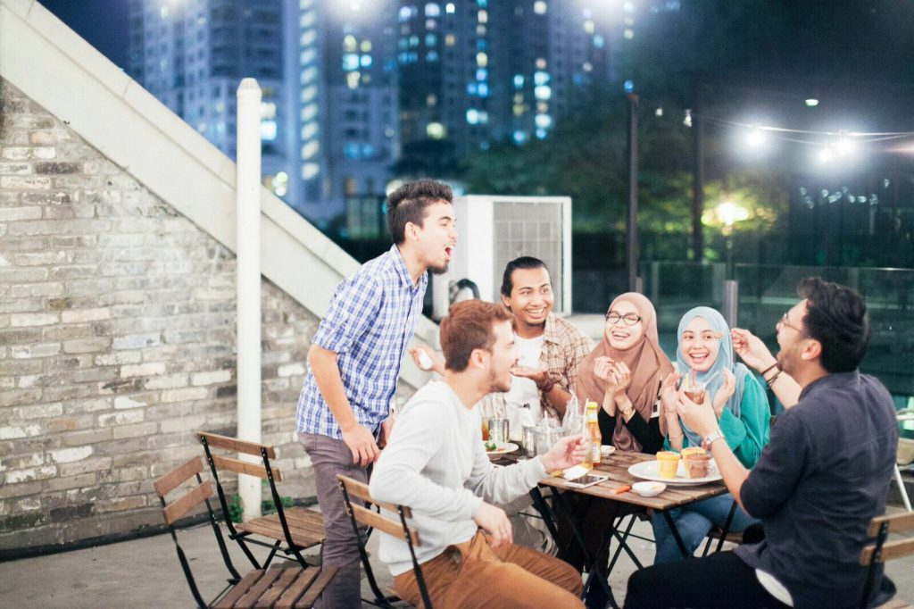 Stand Out from the Competition with Three Trendy Restaurant Marketing ...