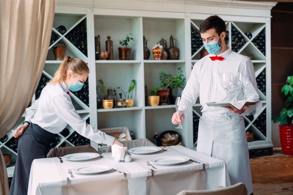 How Restaurants Evolve in the War for Talent in 2021 and Beyond ...