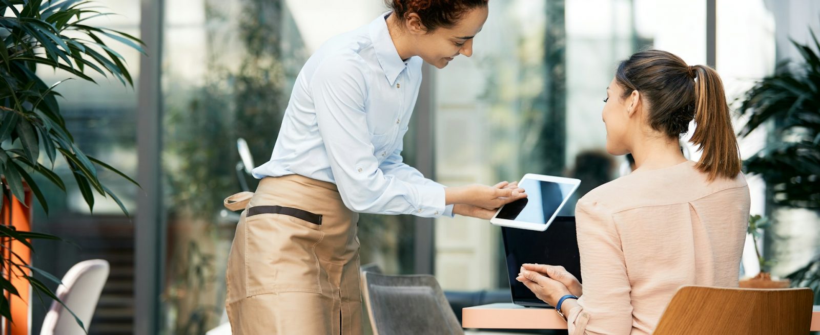 The Rise of Heads-Up Hospitality | Modern Restaurant Management | The ...