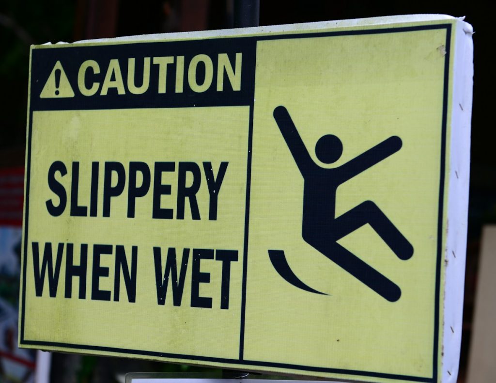 A Restaurant Owner’s Guide to Navigating Slip-and-Fall Liability Risks ...