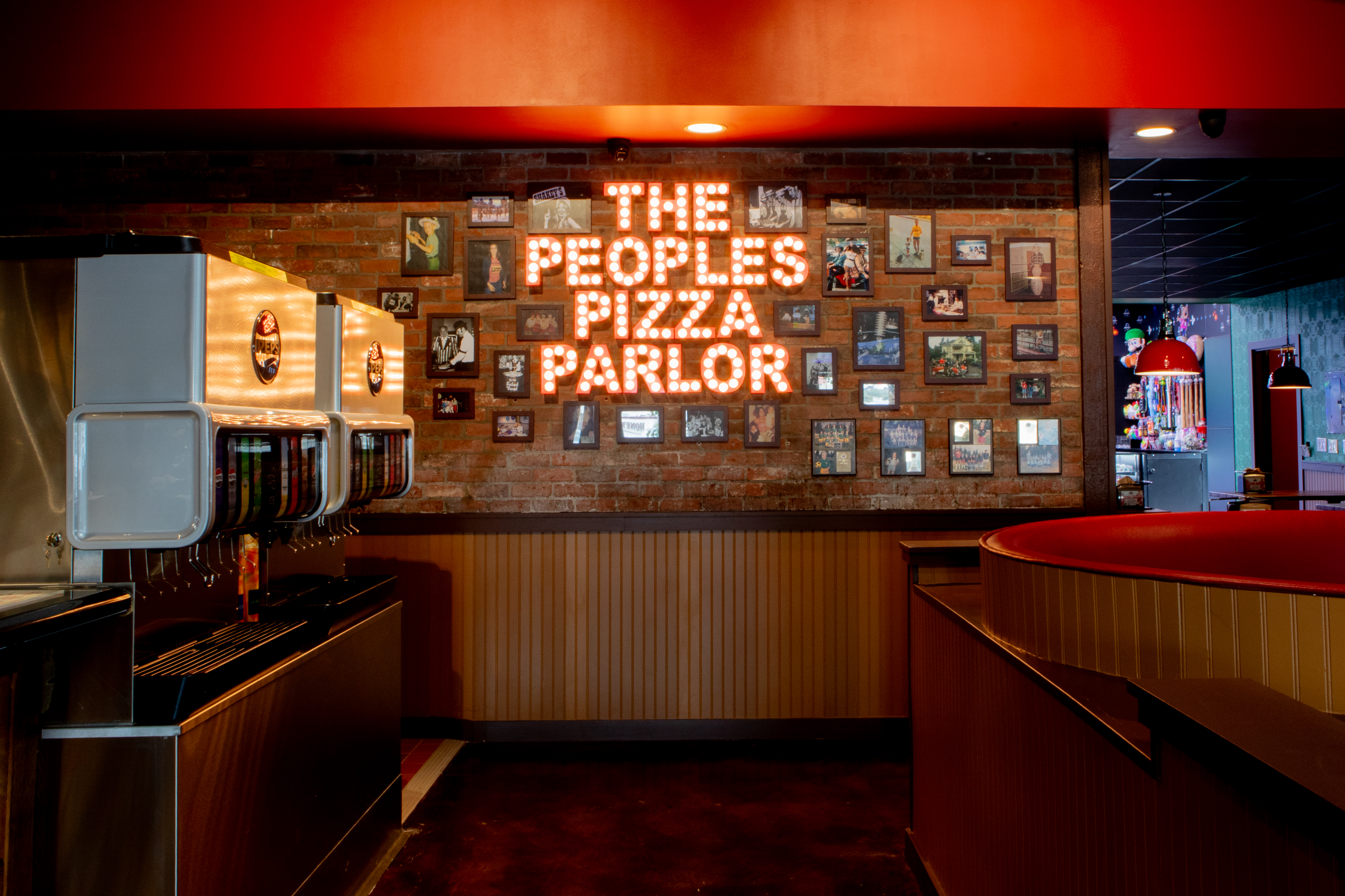 Reimagining the Pizza Parlor for New Generations | Modern Restaurant ...
